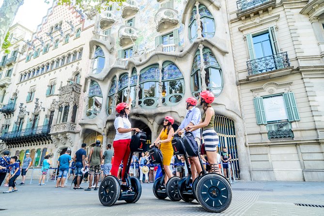2,5h Gaudí Segway Tour - Cancellation Policy and Additional Information