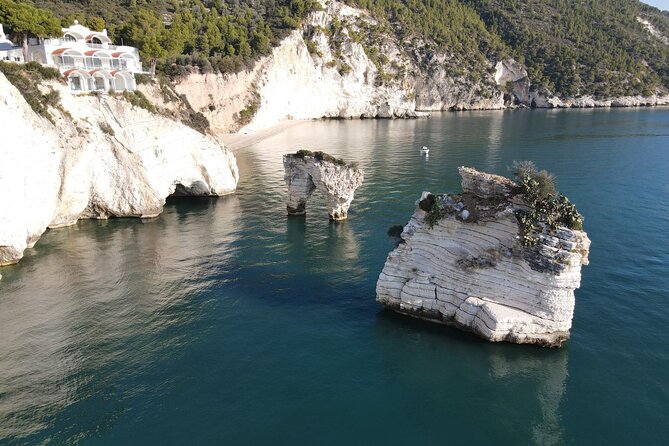 4 Hours Private Guided Boat Tour in Vieste - Booking and Reservations