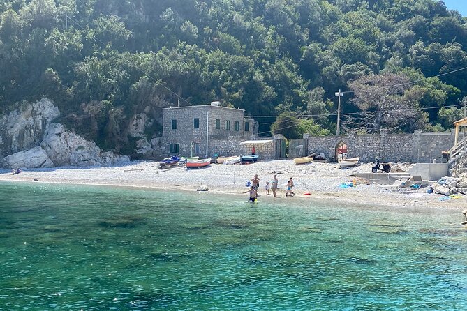 Amalfi Coast Small Group Day Boat Tour With Limoncello Onboard - Savor the Flavors of the Region