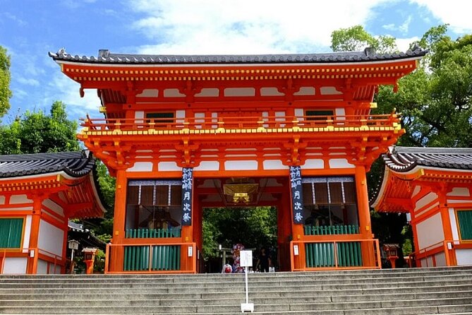 Arashiyama & Yasaka Shrine & Nara & Todaiji Day Trip From Osaka - Guide Interaction and Feedback