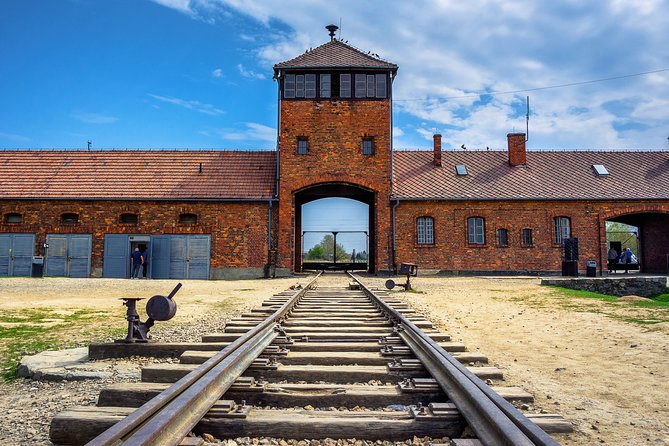 Auschwitz-Birkenau Camp Full-Day Guided Tour From Krakow - Customer Feedback and Ratings
