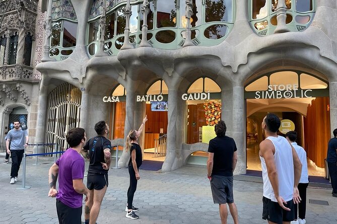 Barcelona Highlights Running Tour - Health and Safety Recommendations