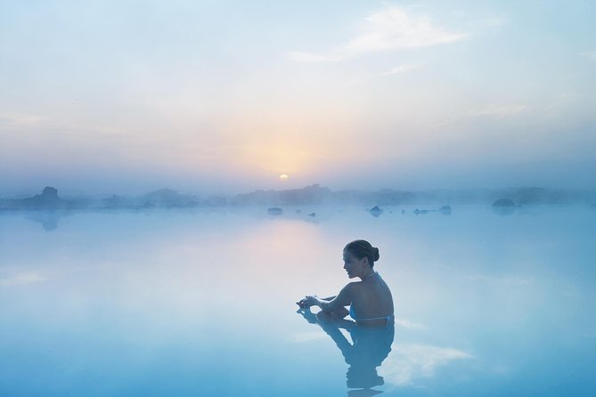 Blue Lagoon Return Bus Transfer From Reykjavik - Booking and Cancellation Policies