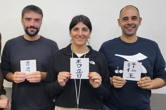 Calligraphy Workshop in Namba - Facilities and Accessibility