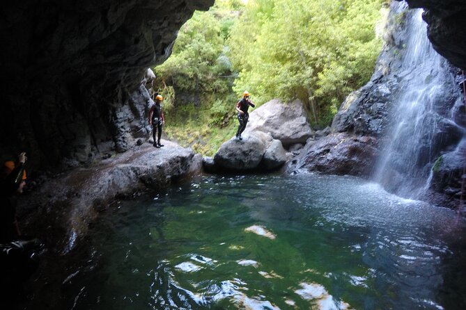 Canyoning Experience Level II Moderate - Safety Considerations