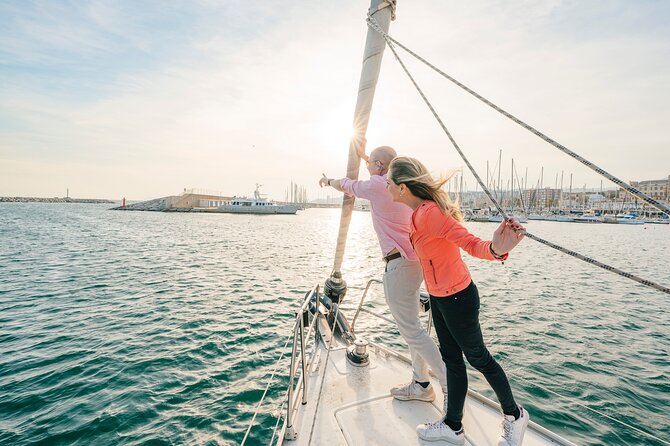Charms of Lisbon: Alfama Tapas Tour & Sunset Sailing With Wine - Tour Logistics: What to Expect