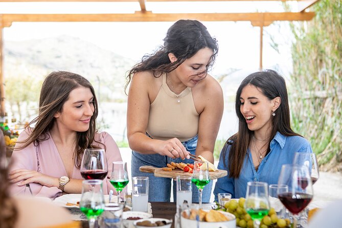 Citron Tasting and Distillery 1-Hour Guided Tour in Naxos - The Sum Up