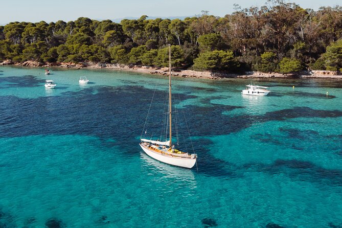 Classic Yacht Sailing in Cannes - Meeting Point and Duration