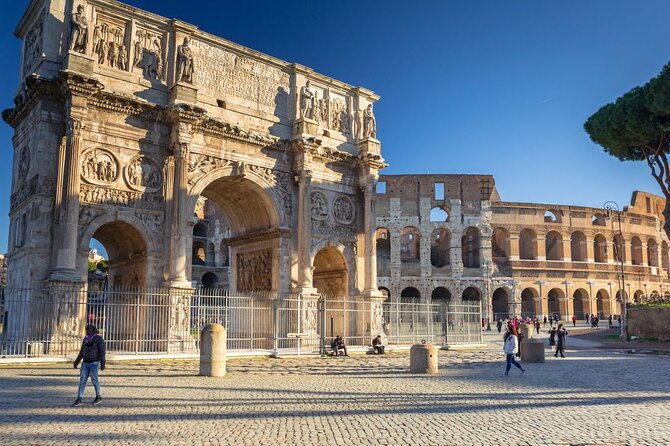 Colosseum: Gladiator's Gate & Arena Floor Experience - Experiencing the Gladiators Perspective