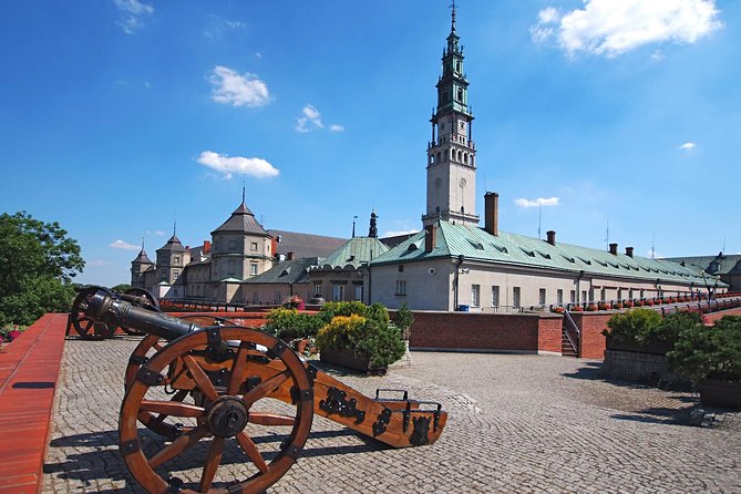 Czestochowa Black Madonna Private Day Tour From Krakow - Spiritual Significance of the Black Madonna