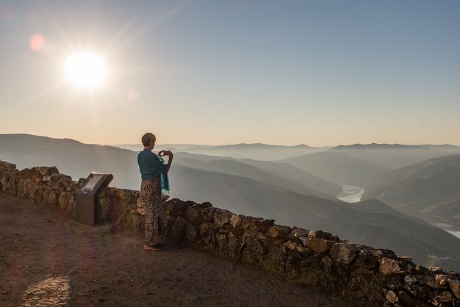 Douro Full Day Tour With Wine Tasting and Lunch - Indulging in the Traditional Lunch