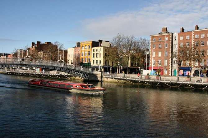 Dublin Hop-on Hop-off Bus Tour - Live Tour in German - Booking Information