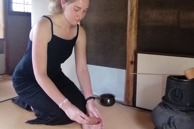 Enjoy a Tea Ceremony in a Beautiful Garden - Engaging Host and Meditative Approach