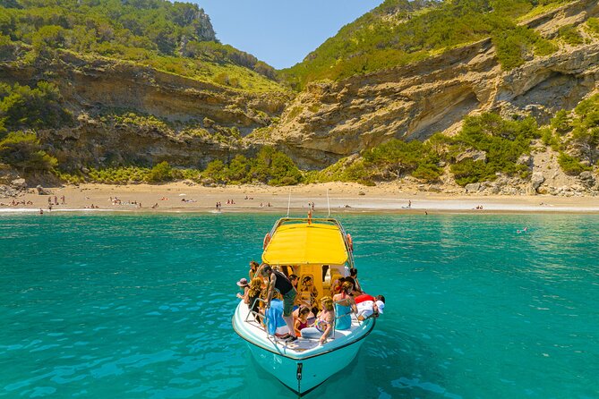 Enjoy Crystal Clear Waters for 2 Hours - Included Amenities and Supplies