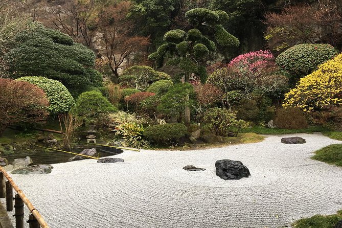 Exciting Kamakura - One Day Tour From Tokyo - Enjoying Local Cuisine