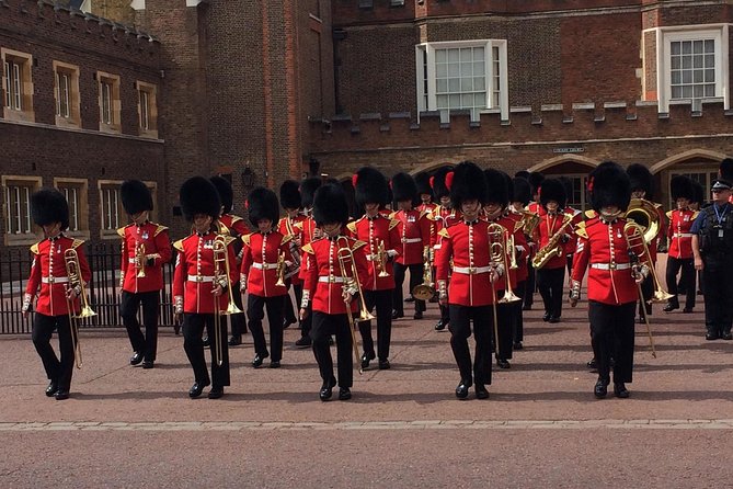 Explore Tower Bridge & Westminster Walking Tour - Exploring Westminsters Highlights