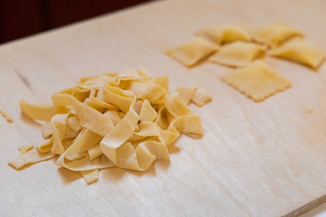 Fettuccine, Ravioli and Tiramisu Pasta Making in Rome - Accessibility and Additional Details