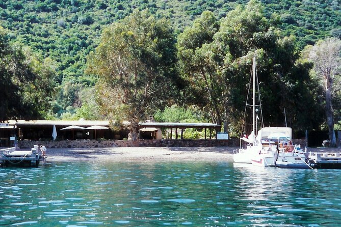 Friendly Discovery of Scandola Calanques De Piana and Meal Stop at Girolata - Discovering the Charming Village of Girolata