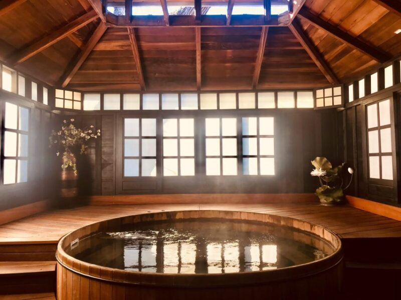 From Tokyo: Private Day Trip to Kawaguchi-ko Lake - Visiting the Itchiku Kubota Art Museum