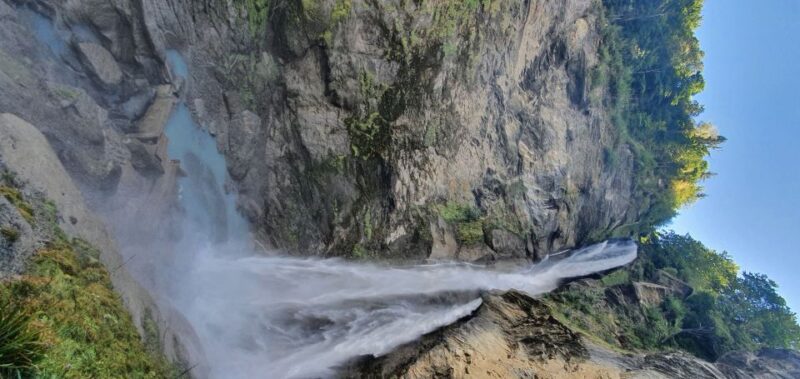 From Zurich: Waterfalls Valley & Aareschlucht Gorge Day Tour - Aareschlucht Gorge