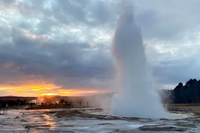 Full Day Golden Circle - Guided Tour - Meeting Point and Pickup Options