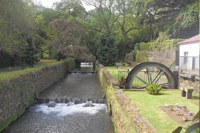 Full Day Guided Tour to Furnas With Lunch Included - Exploring Caldeira Das Furnas