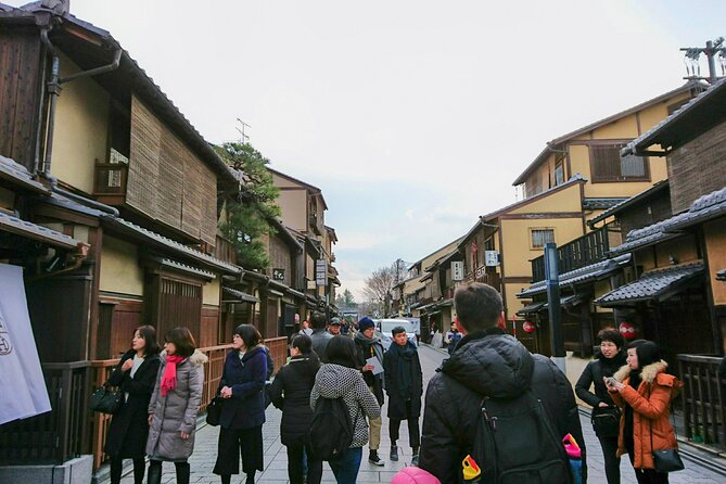 Full Day Guided Tour to Kyoto and Nara From Osaka by Van - Dining and Refreshments