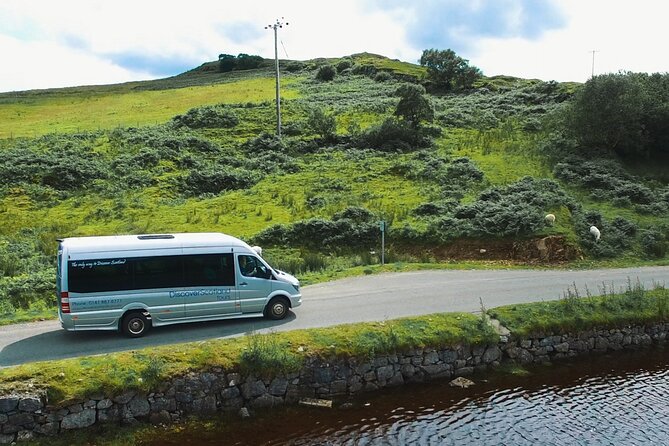 Full-Day Loch Ness, Glencoe and the Highlands From Edinburgh - Exploring Loch Ness