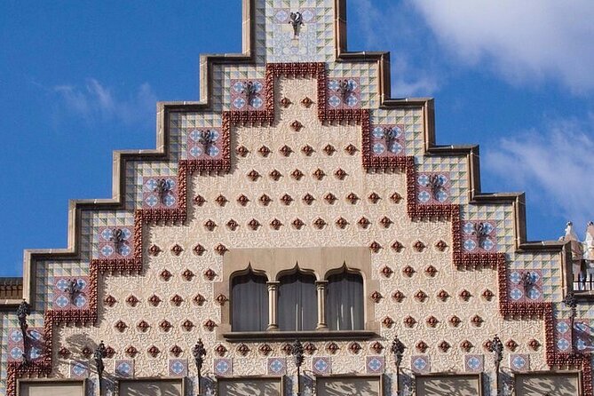 Gaudi Masterpiece: Casa Batlló With Expert Guide and STL Tickets - Guides and Customer Experience