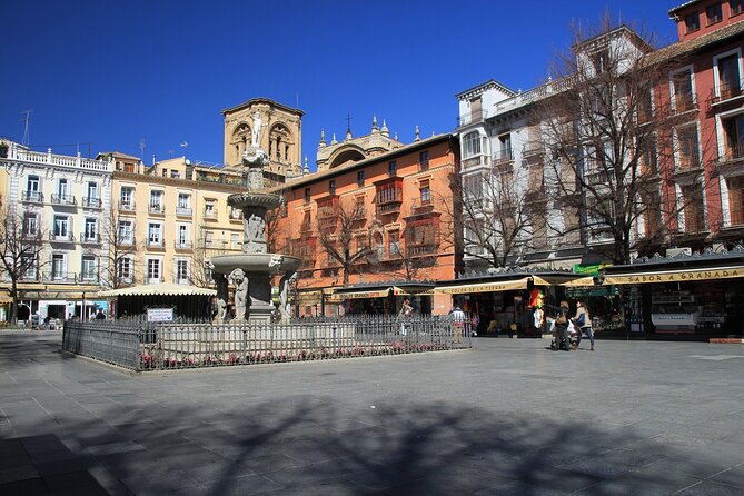 Granada: Royal Chapel Guided Walking Tour - Guided Experience and Highlights