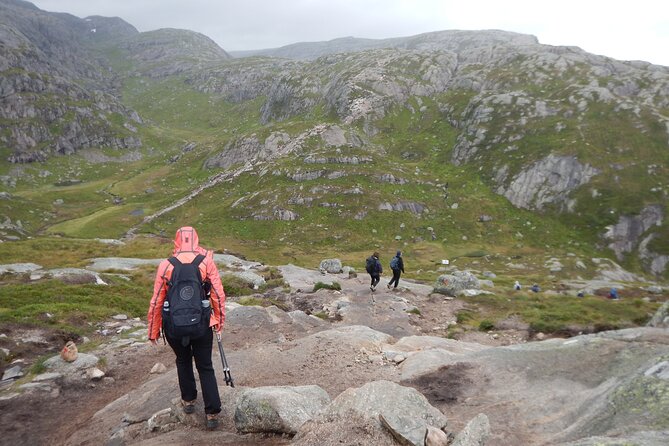 Guided Hike to Kjerag and Kjeragbolten - Guided Experience and Local Insights