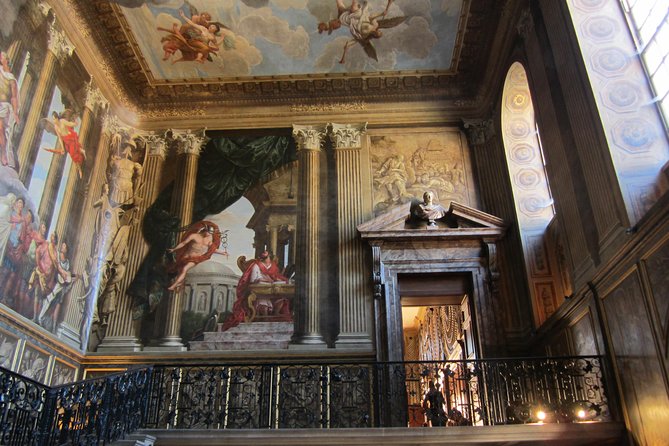 Hampton Court Palace Tour Review: A Must-Do - Navigating the Captivating Gardens