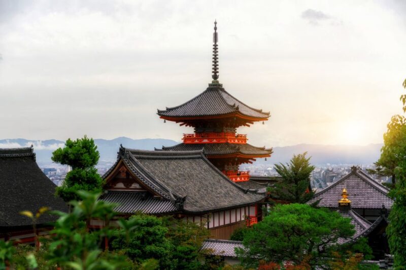 Higashiyama | Kyoto: Sakura Season Private Rickshaw Tour - Cherry Blossom Viewing Along the Riverside