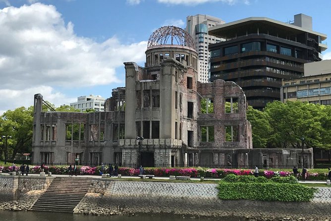 Hiroshima in a Nutshell: Morning Bike Adventure - Knowledgeable and Friendly Guides