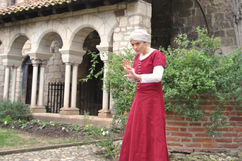 Immerse Yourself in the Time of the Cathedrals in Albi - Discovering the Episcopal Palace and Combes District