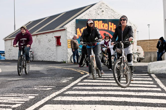 Inis Mór (Aran Islands) Day Trip: Return Ferry From Rossaveel, Galway - Scenic Views and Local Cuisine