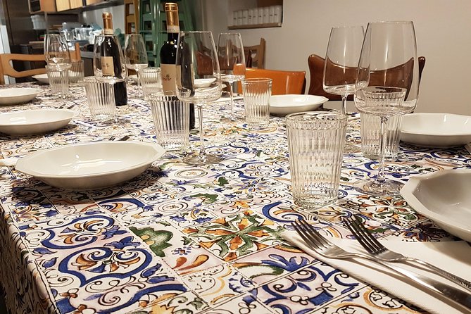 Italian Cocktail + Art of Making Pasta Cooking Class In Unique Milan Location - Meeting and Pickup Information