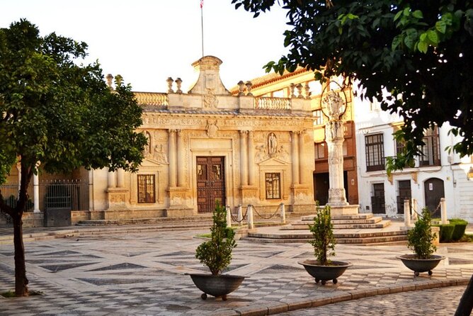 Jerez De La Frontera History and Art Walking Tour - Insights From the Art Historian Guide