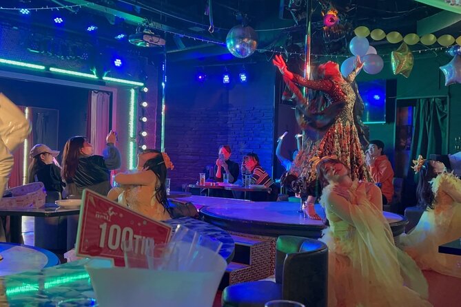 Kabukicho Bar Hopping & Grab a Bite Tour - Safety Precautions and Age Restrictions