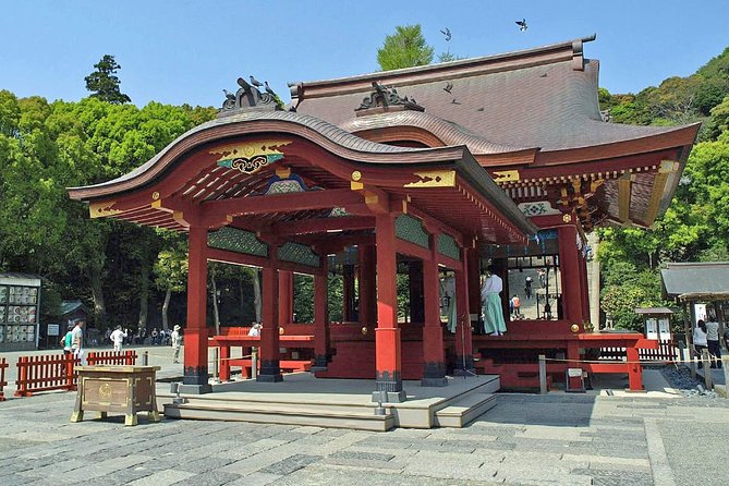 Kamakura Walking Tour With Local Guide Including Hokokuji Temple - Exploring the Great Buddha of Kamakura