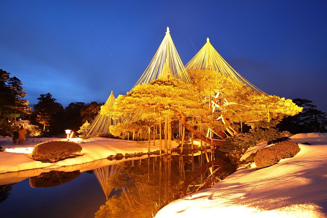 Kanazawa Private 1 Day/Photoshoot by Professional Photographer - Recommended Group Size