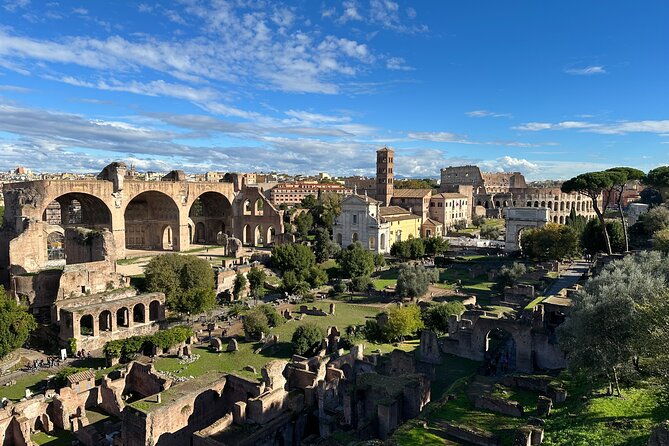 Last Entry Colosseum, Arena Access, Rooftop Aperitif Private Tour - Exploring the Colosseum