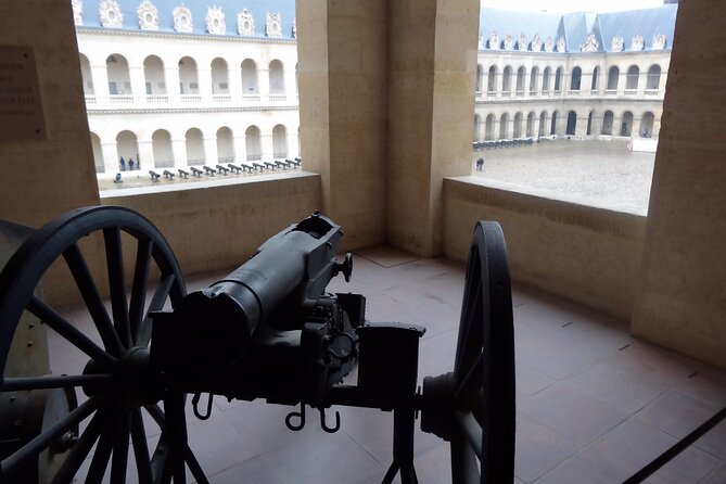 Les Invalides: Napoleon & French Military History Semi-Private Tour - A Closer Look at Napoleons Tomb in the Dôme Des Invalides