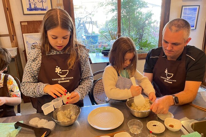 Lets Lunch / YANAKA MADAME HOME / Local Dish & Rice Ball Making. - Accessibility and Participation