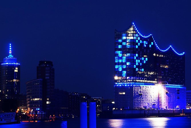 Lights Tour Through the Port of Hamburg and to the Historic Warehouse District - Accessibility and Language Options
