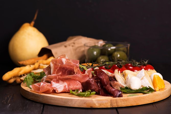 Local Food and Wine Walking Tour Around Rome - Sample Menu and Food Offerings