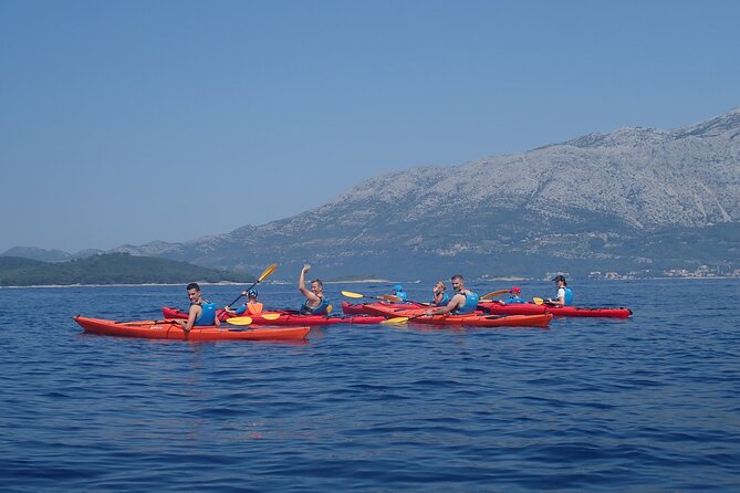 Lumbarda-Sunset Kayaking Experience With Picnic: Wine and Sweets - Picnic on the Beach