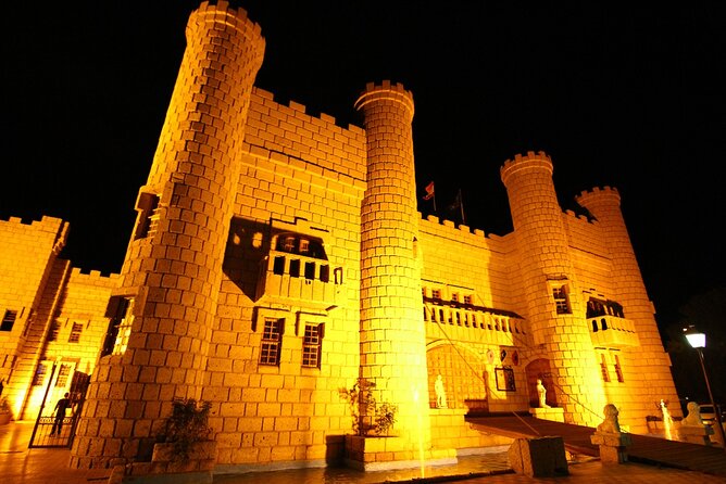 Medieval San Miguel Castle With Dinner-Show in South Tenerife - Audience Engagement and Participation