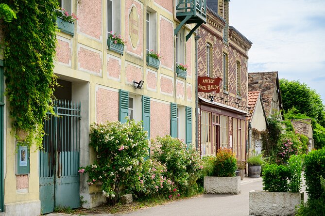 Monets House and Garden & Giverny Village - A Guided Tour Experience