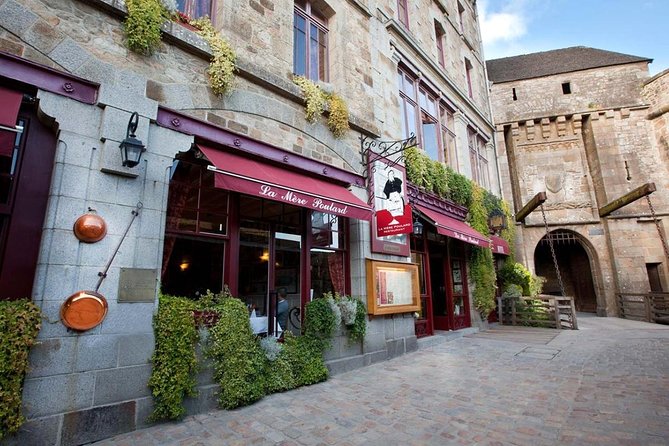 Mont St Michel Guided Day Trip From Paris in Minivan - Scenic Beauty of Mont-Saint-Michel
